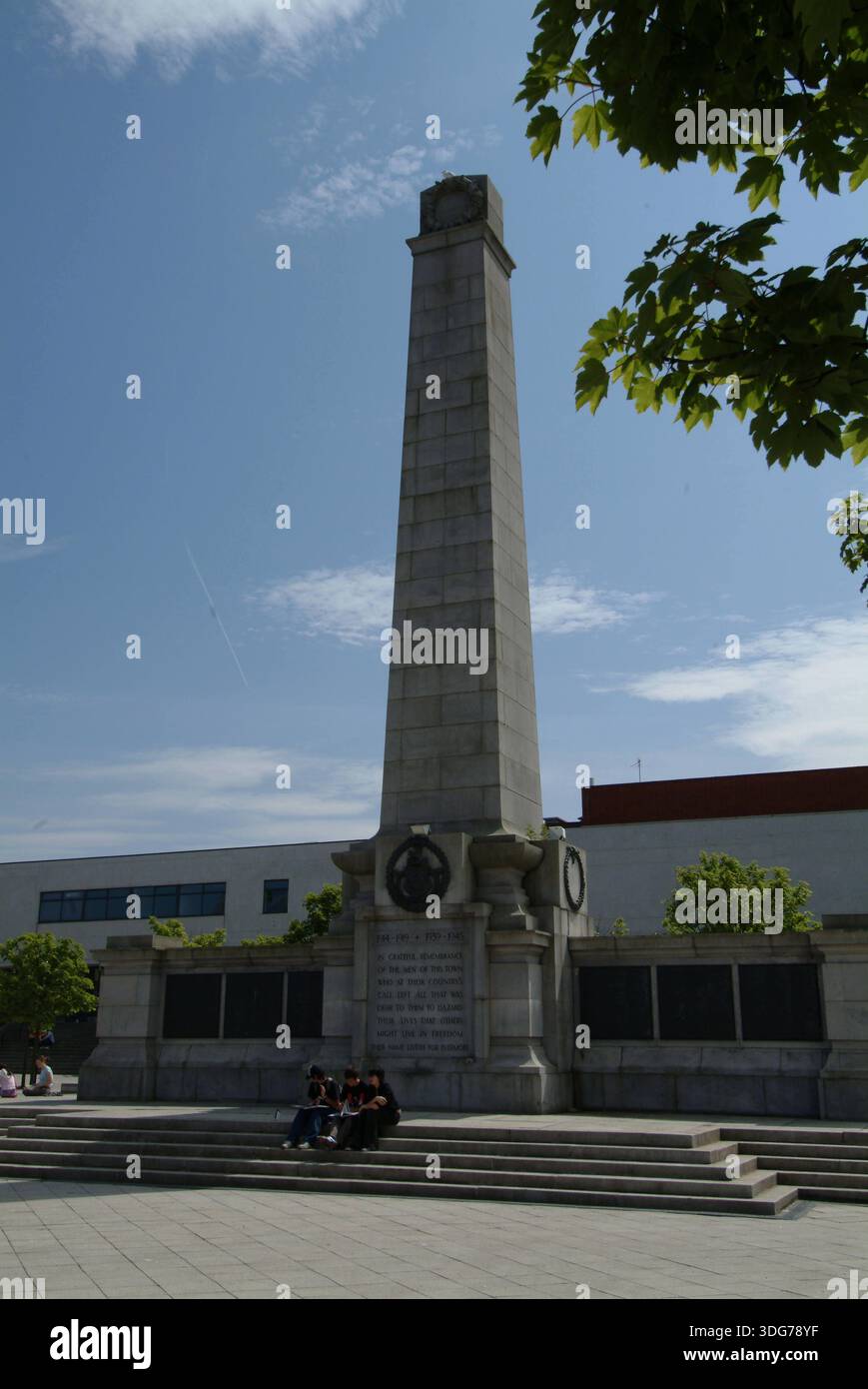 Hartlepool, Victory Square, War Memorial or Victoria Square Cenotaph ...