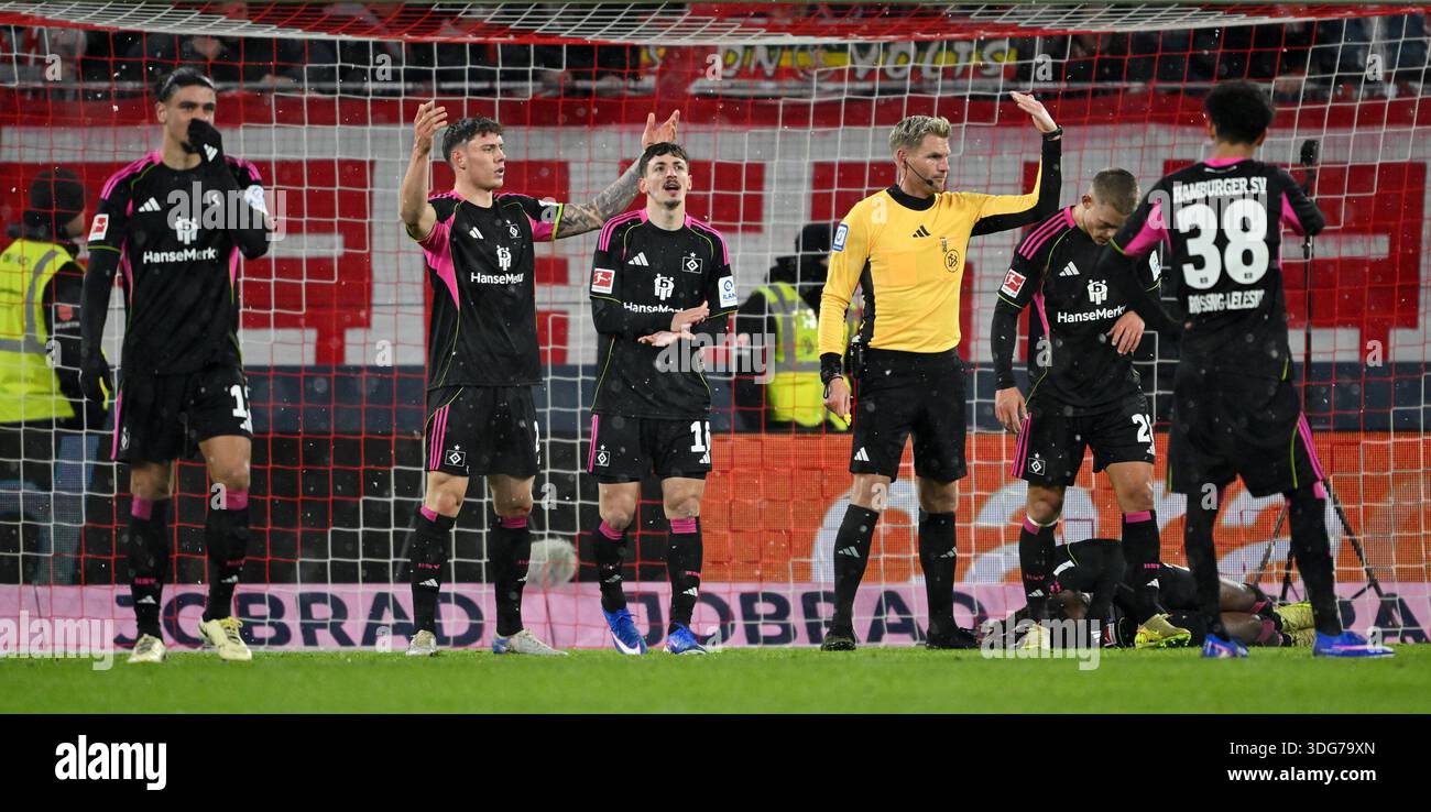 from left Guilherme Ramos, Nicolai Remberg, Giorgi Gocholeishvili ...