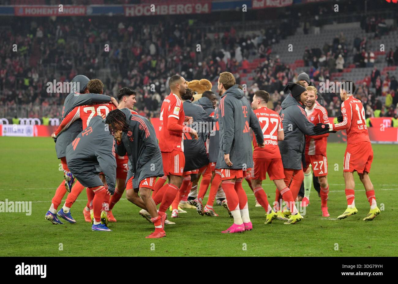 Final celebration Bayern Munich, January 11, 2026, Soccer, Bundesliga ...