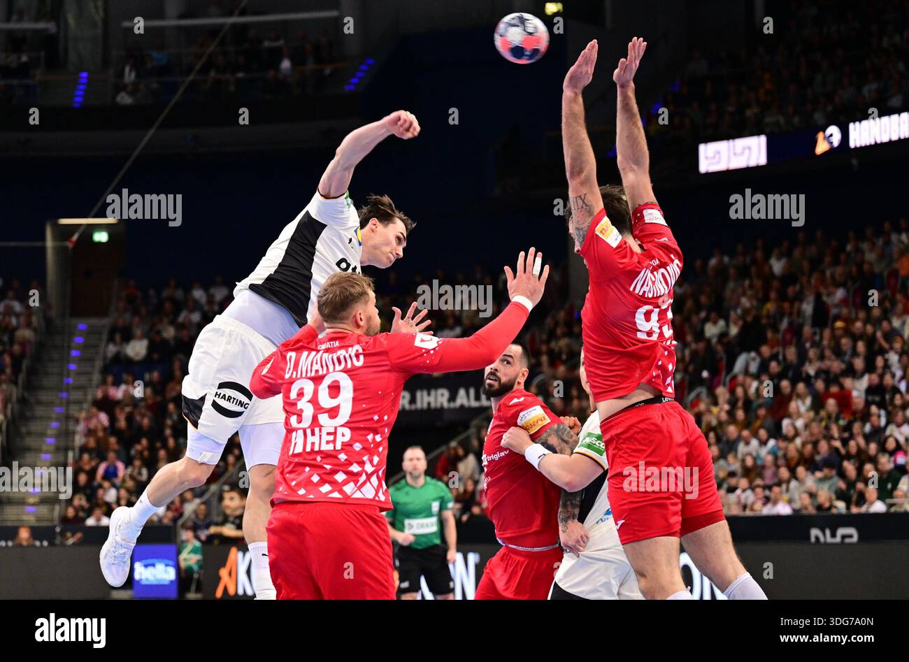 from left: Miro Schluroff (Germany), David Mandic, Veron Nacinovic ...