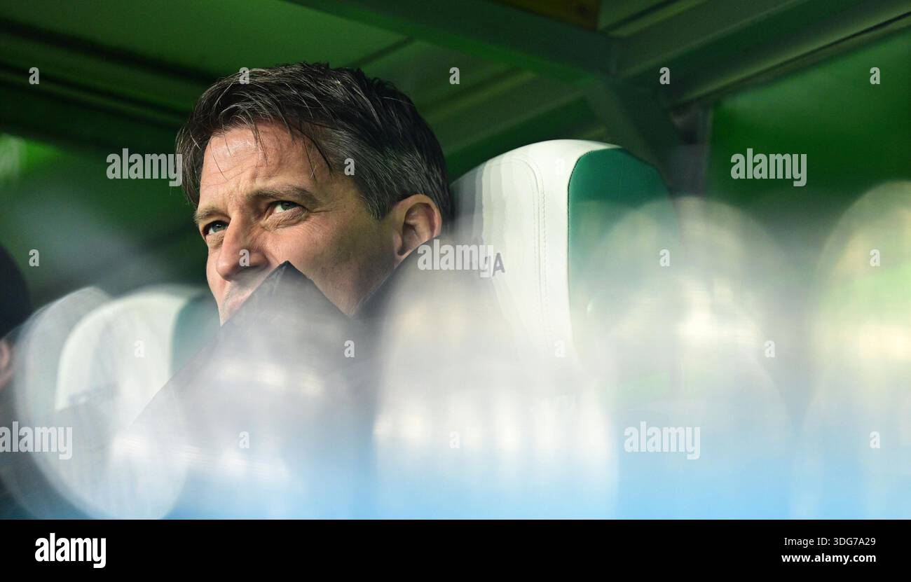 Trainer [coach] Alexander Blessin (St. Pauli) Wolfsburg, January 14 ...