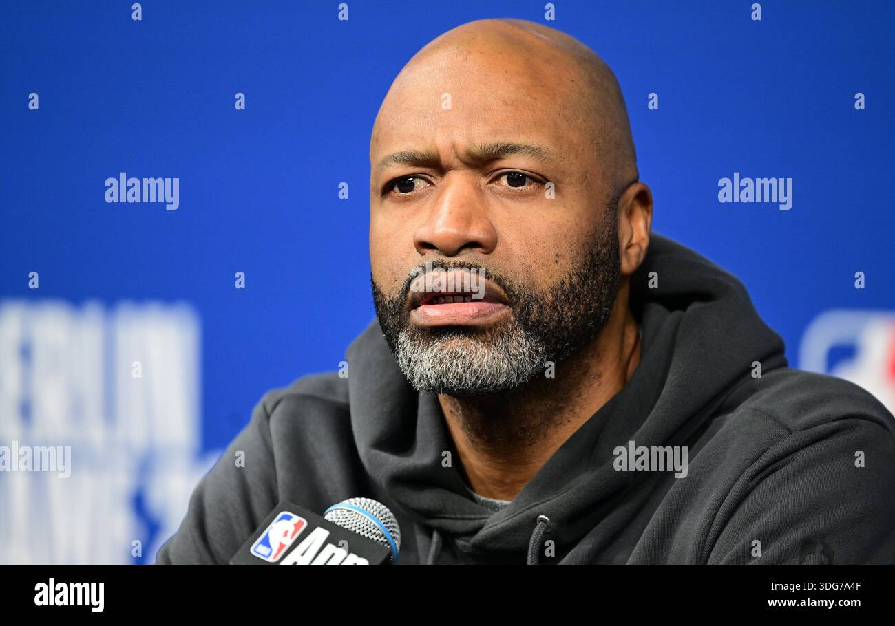 Trainer [coach] Jamahl Mosley (Magic) Berlin, January 15, 2026 ...