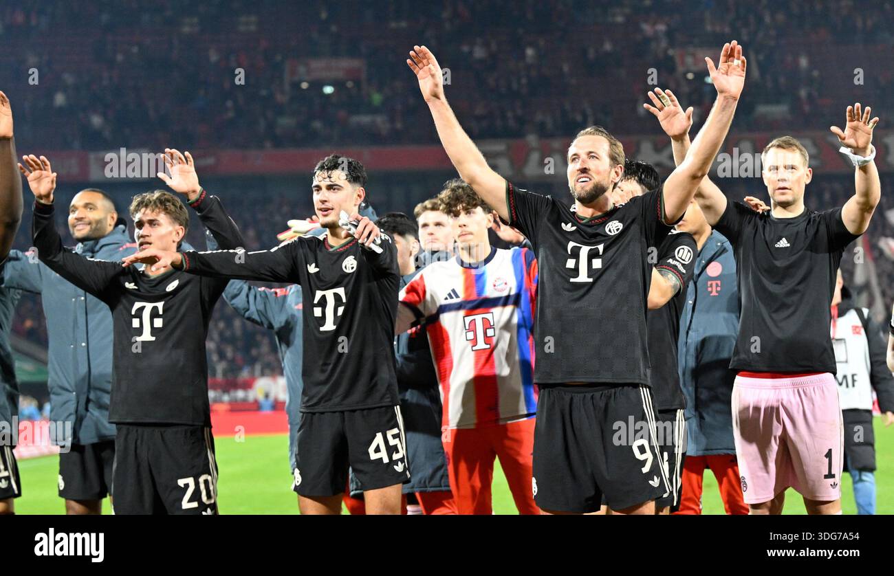 Final celebration, from left: Tom Bischof, Aleksandar Pavlovic, Harry ...