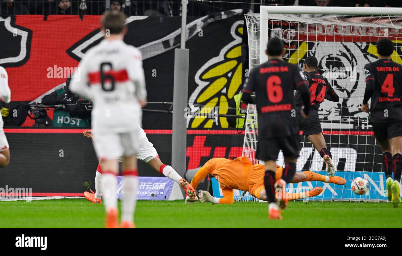 0:1 Goal, Goal scorer Jamie Leweling (Stuttgart, shot from cover ...