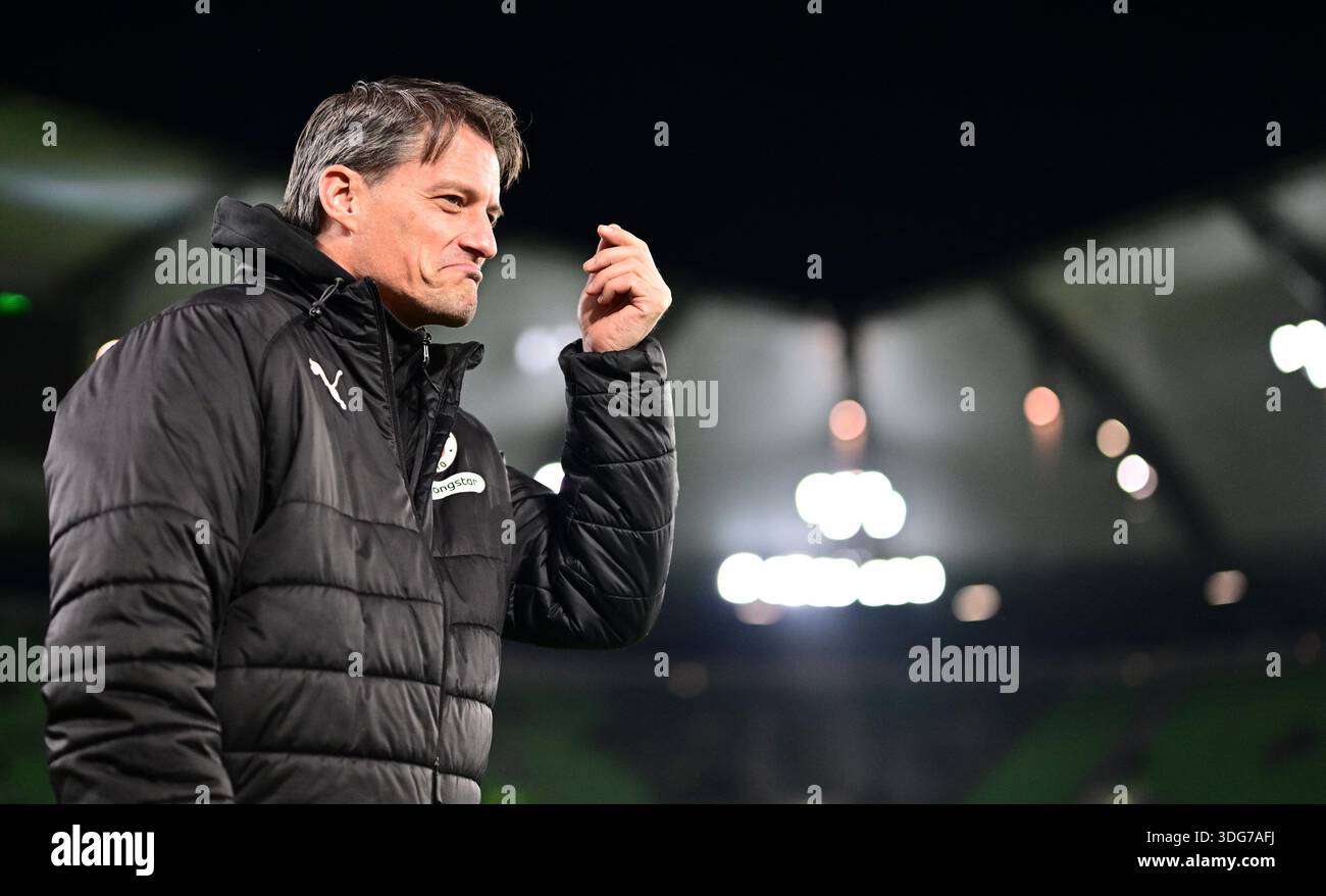 Trainer [coach] Alexander Blessin (St. Pauli) Wolfsburg, January 14 ...