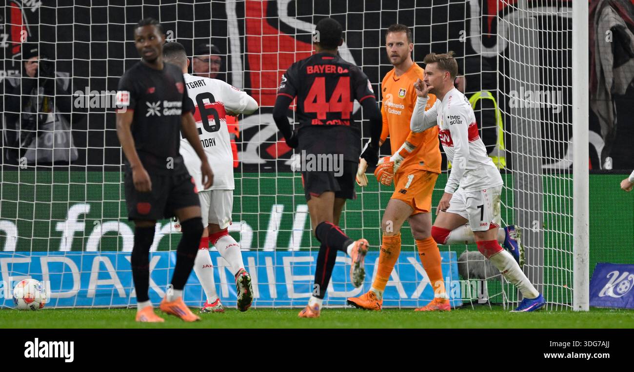 0:2 Goal, celebration, from left Deniz Undav, Jaenuel Belocian ...