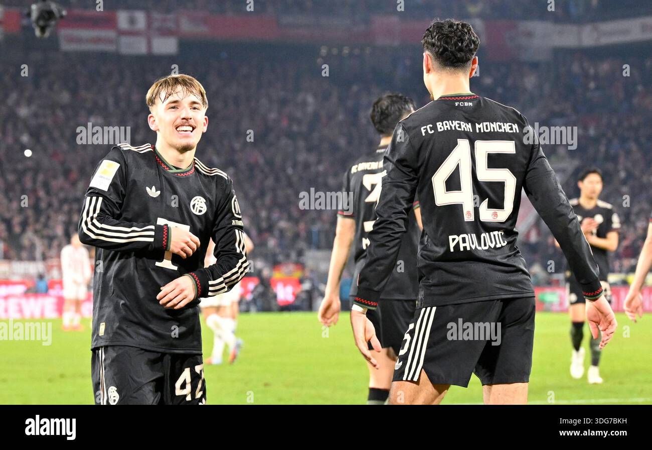 1:3 Goal, celebration, from left: goal scorer Lennart Karl, Aleksandar ...