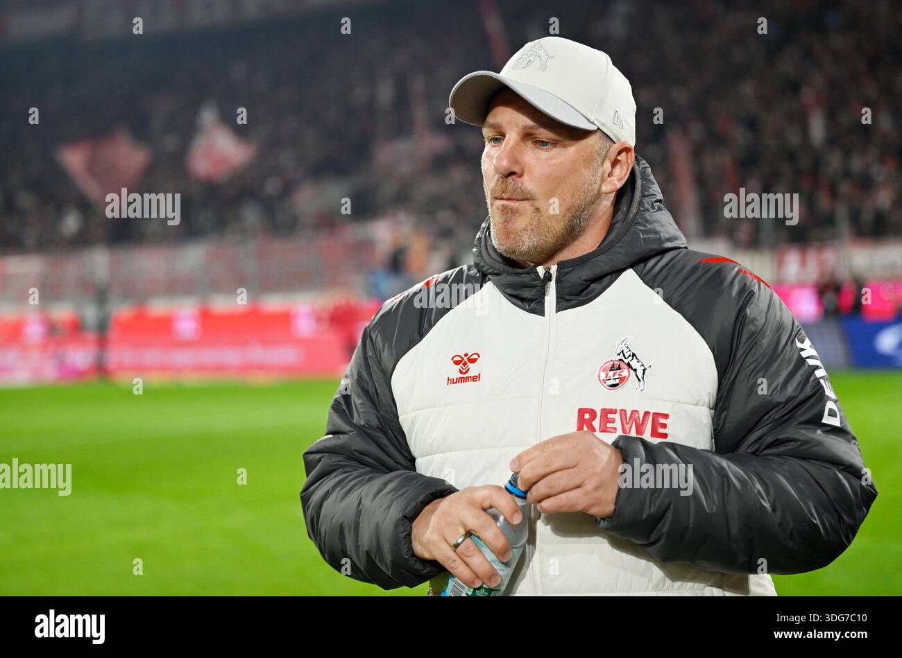 Trainer [coach] Lukas Kwasniok (Cologne) Cologne, January 14, 2026 ...