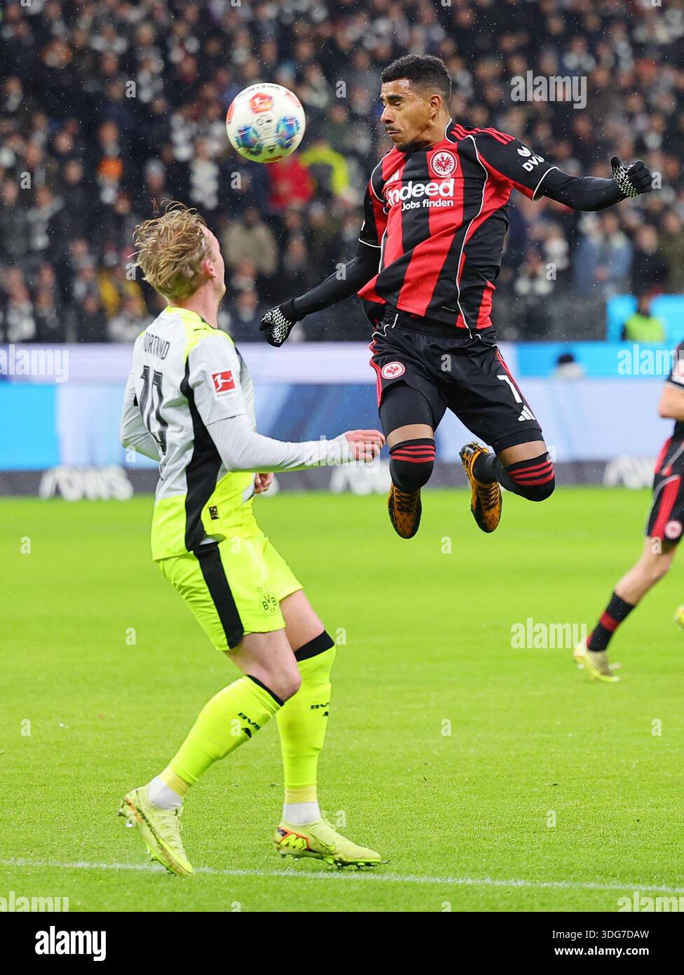 from left: Julian Brandt, Ansgar Knauff (Frankfurt) Frankfurt, January ...