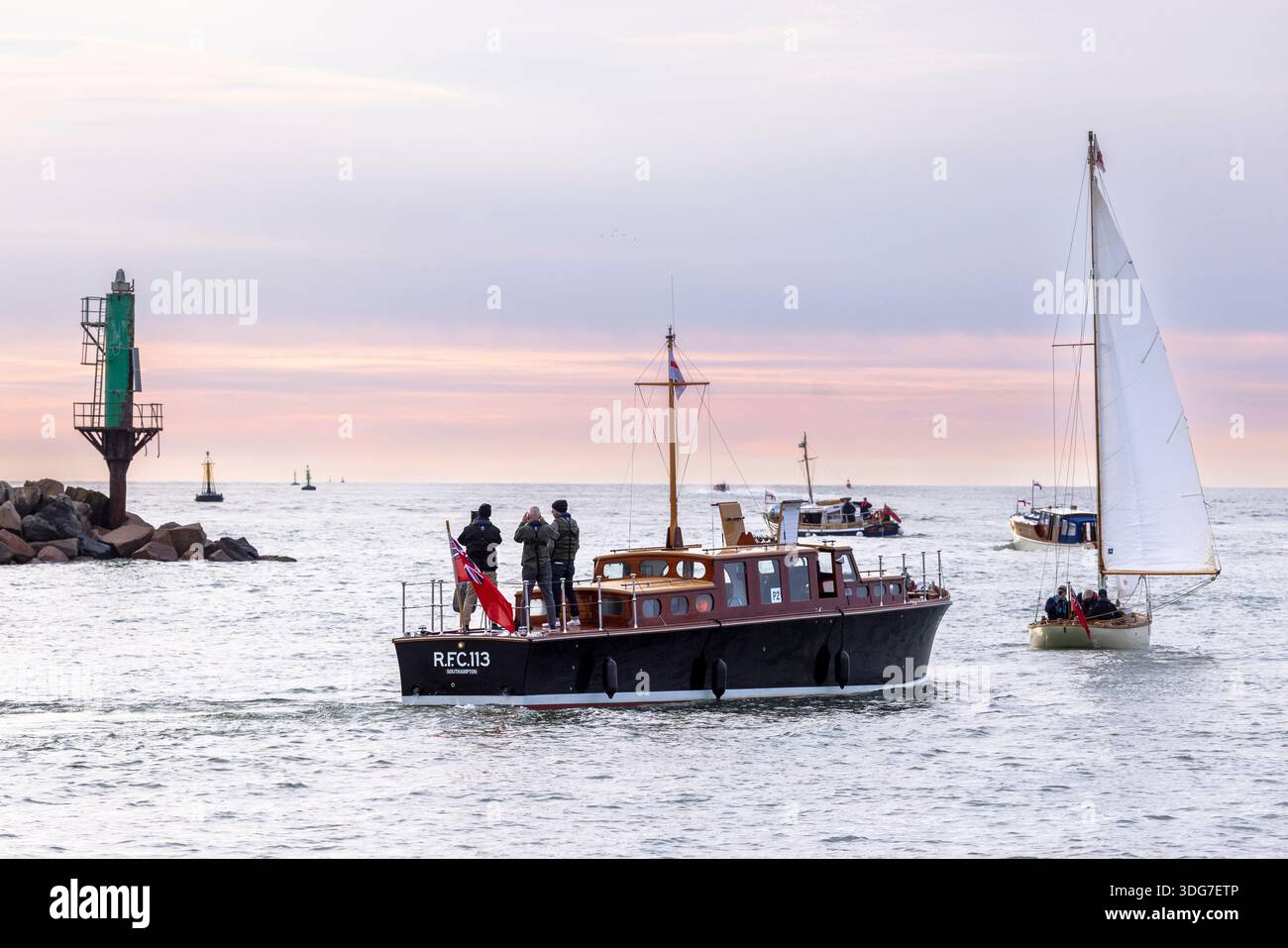 R.F.C 113 and Moonraker, part of the flotilla of 52 Dunkirk Little ...