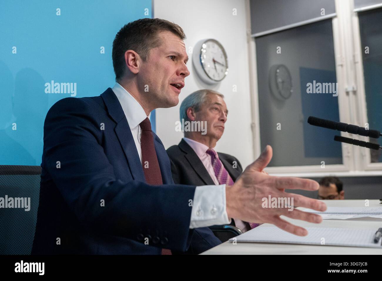 Nigel farage and robert jenrick hi-res stock photography and images - Alamy