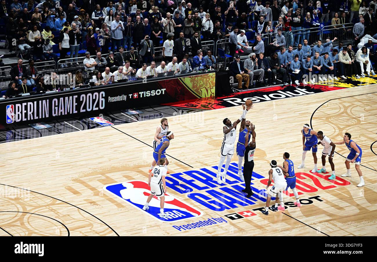 Tip-off, from left: Jaren Jackson Jr., Wendell Carter Jr. (Magic ...