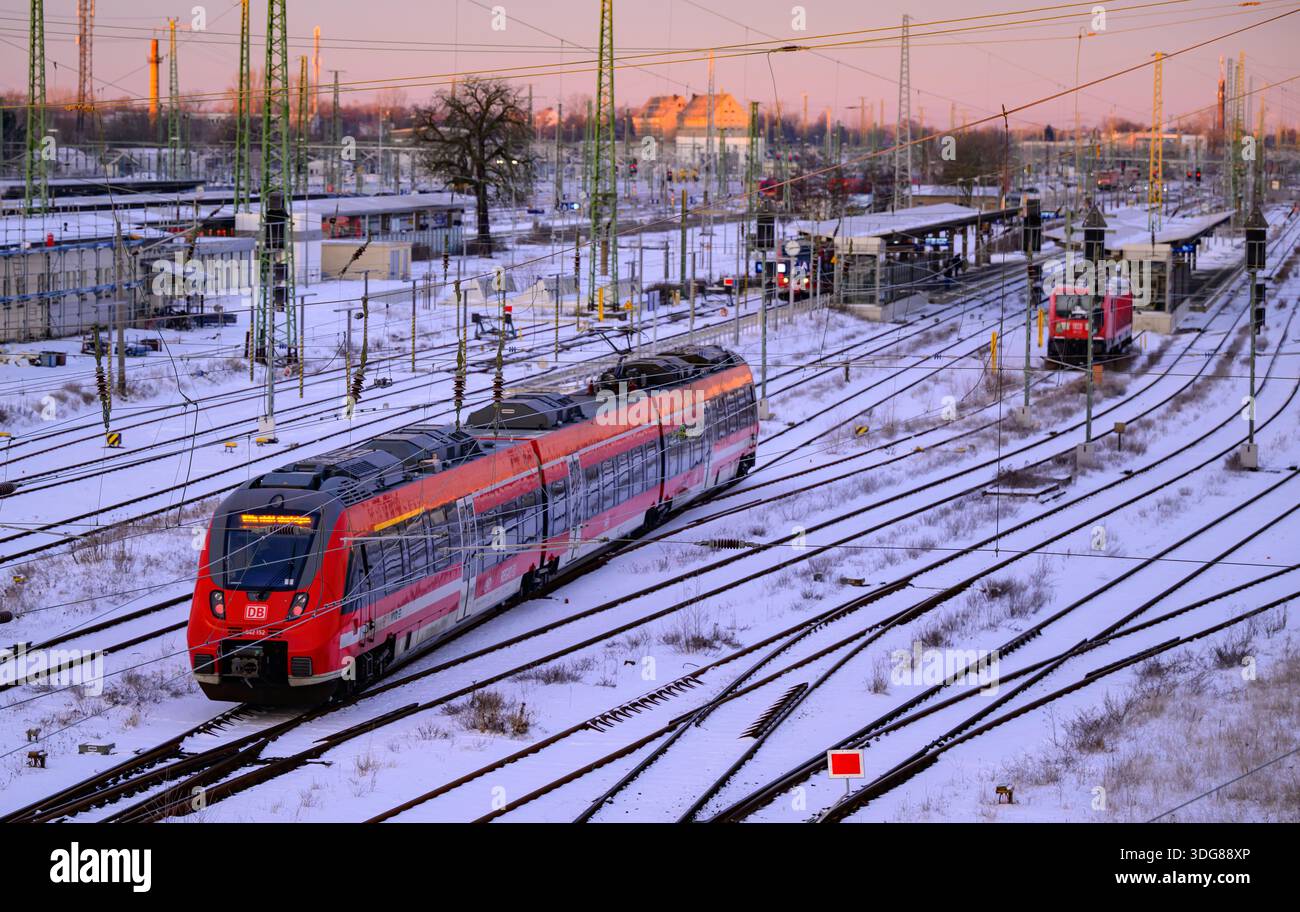 12 January 2026, Brandenburg, Cottbus: A Deutsche Bahn train at Cottbus ...