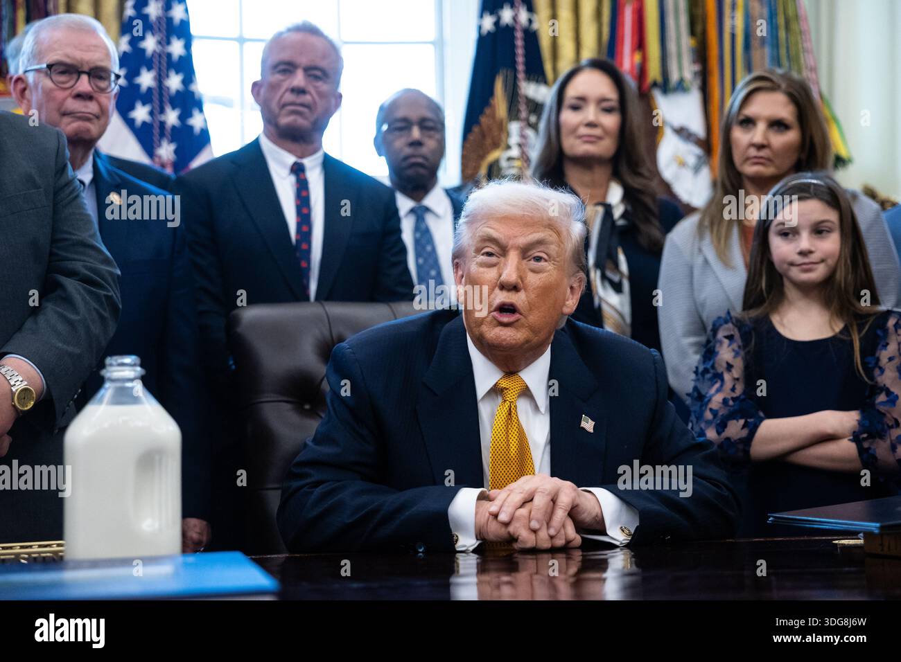 Donald trump signature hi-res stock photography and images - Alamy