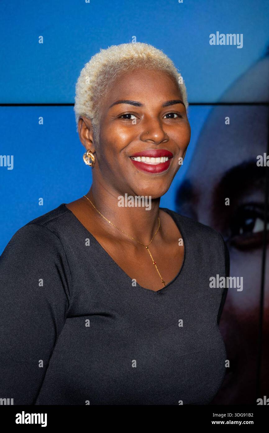 Paris, France. 15th Jan, 2026. Debora Lobe Naney attends 'Promis Le ...