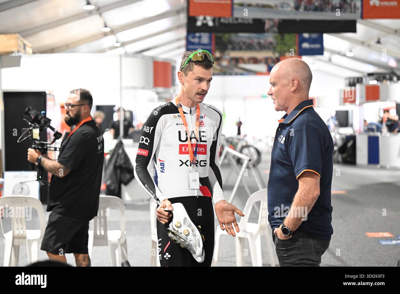 16-01-2026 Vigilia Tour Down Under 2026; 2026, Uae Emirates - Xrg; Vine ...