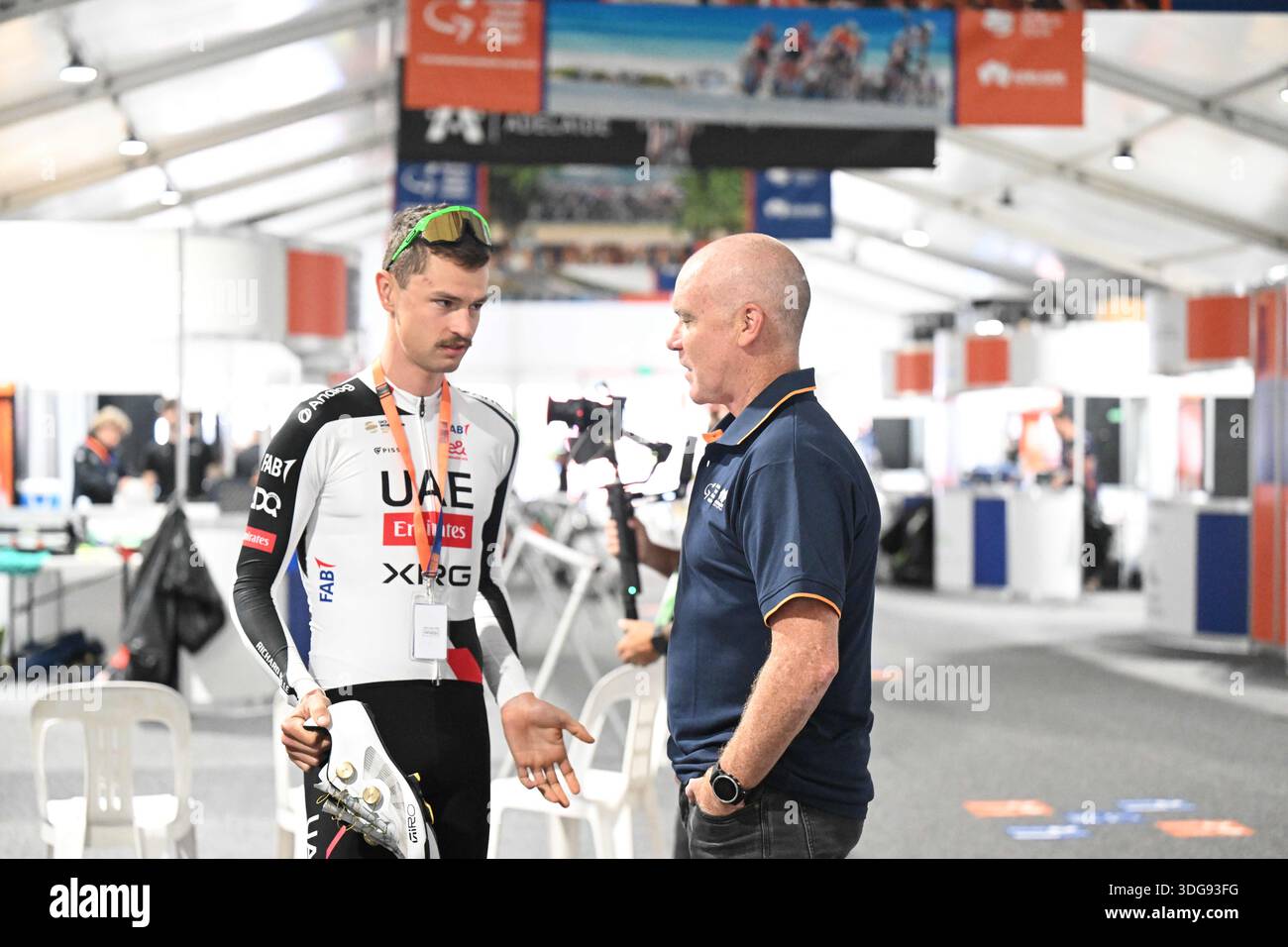16-01-2026 Vigilia Tour Down Under 2026; 2026, Uae Emirates - Xrg; Vine ...