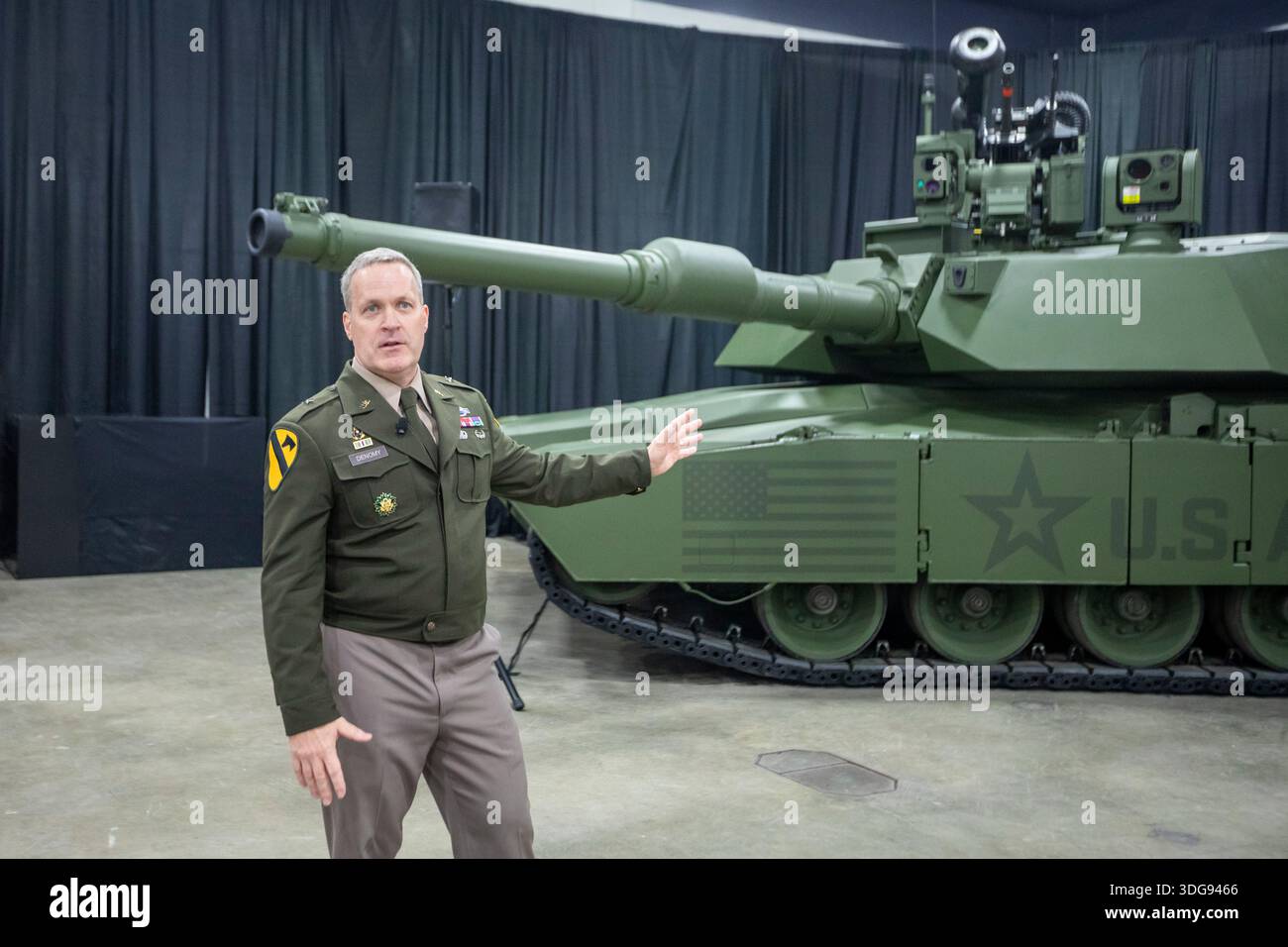 Detroit, Michigan, USA. 15th Jan, 2026. The U.S. Army unveils the M1E3 ...