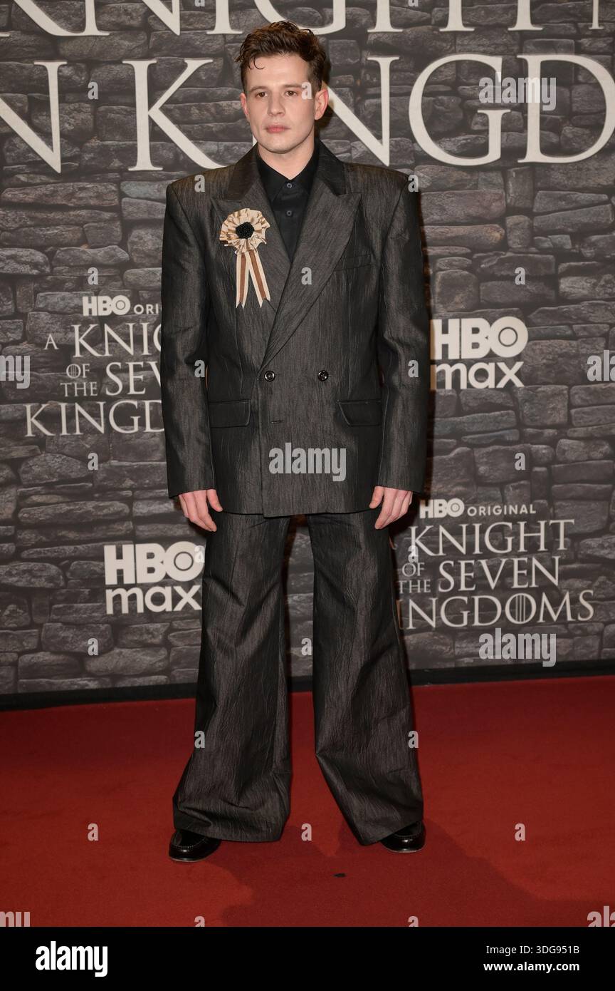 Shaun Thomas attends the red carpet of HBOMax series A knight of the ...