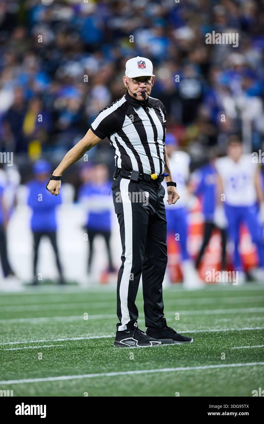 Referee Clete Blakeman (34) at work during an NFL wild card playoff ...