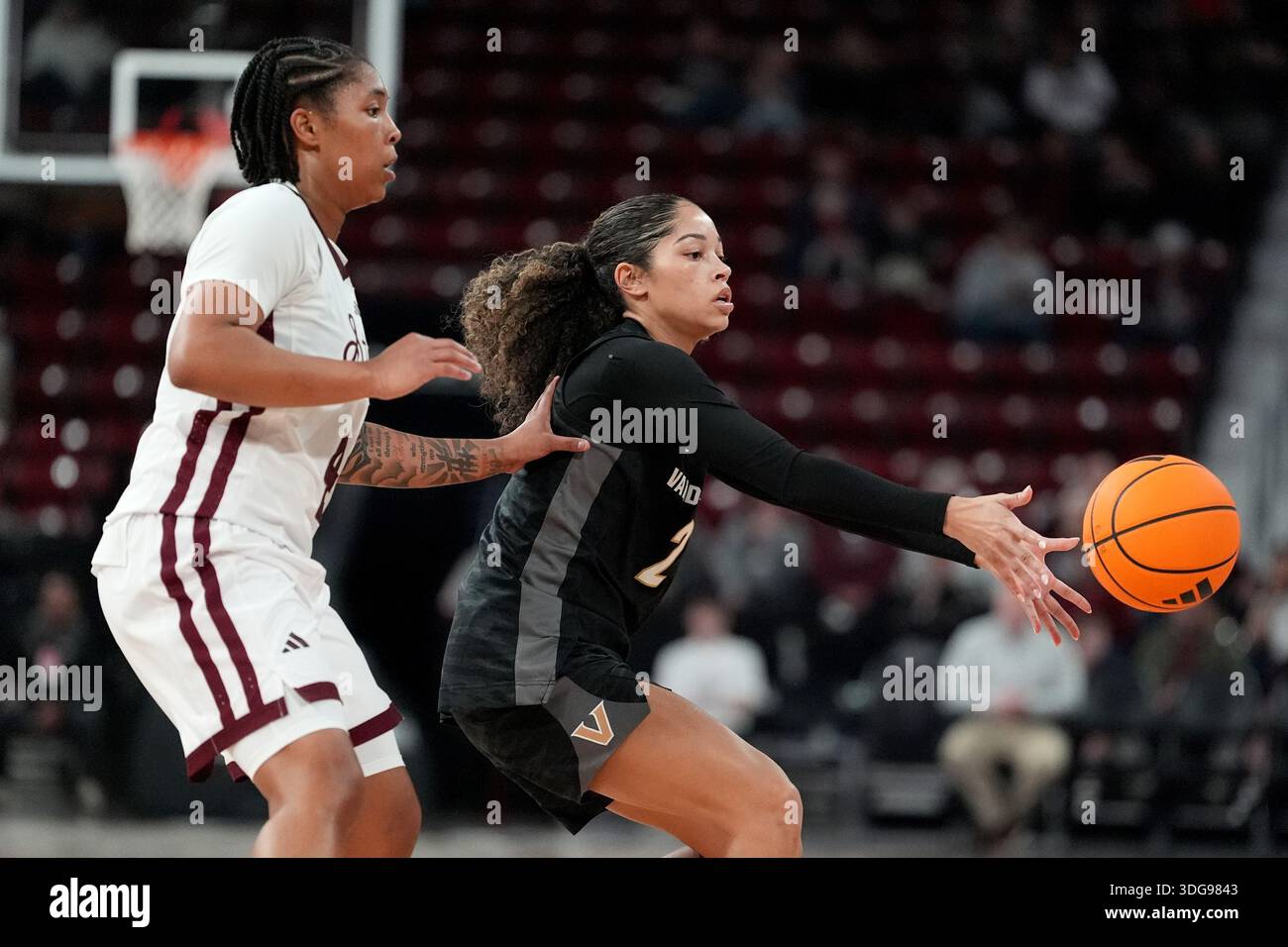 Vanderbilt guard Jada Brown (2) passes the ball while guarded by ...