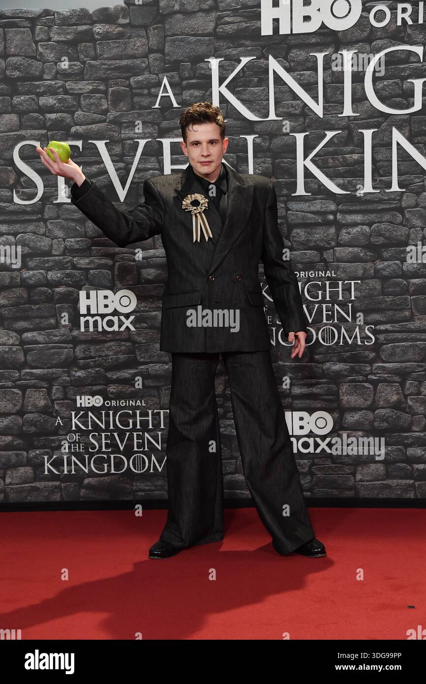 Rome, Cinema The Space Moderno Premiere Hbo A" Knight Of The Seven ...