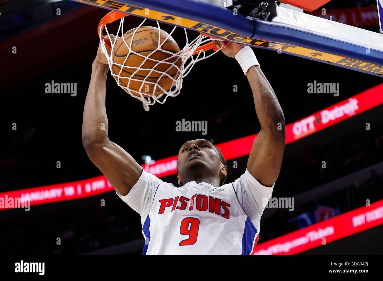 Detroit Pistons guard Ausar Thompson dunks against the Phoenix Suns ...