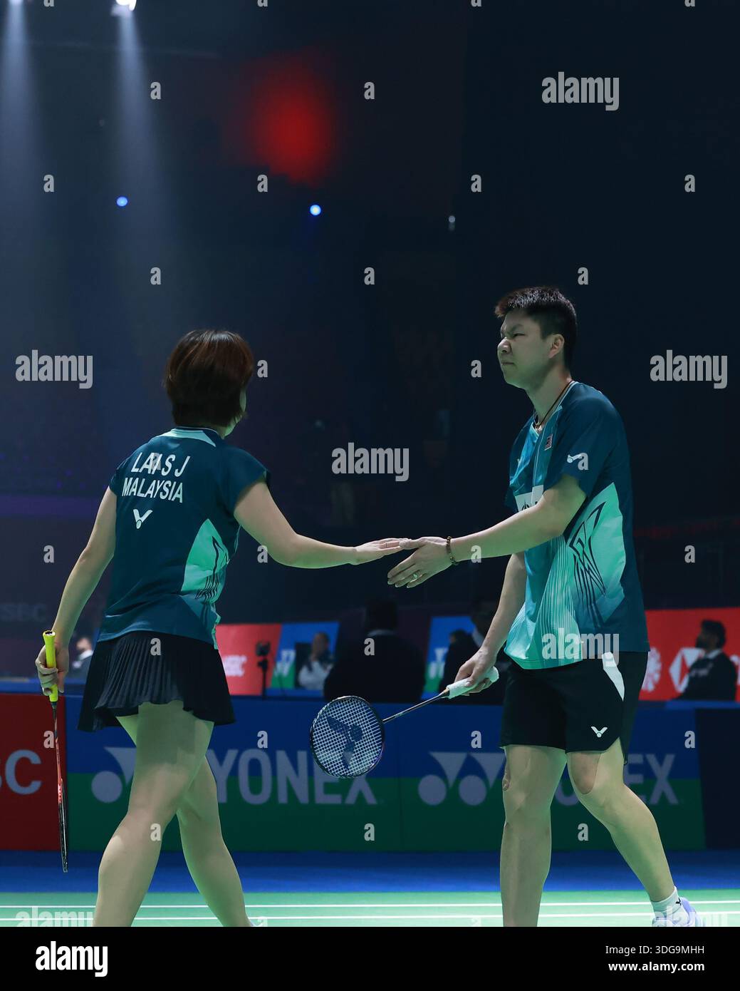FENG Yan Zhe and HUANG Dong Ping of China vs. GOH Soon Huat and LAI ...