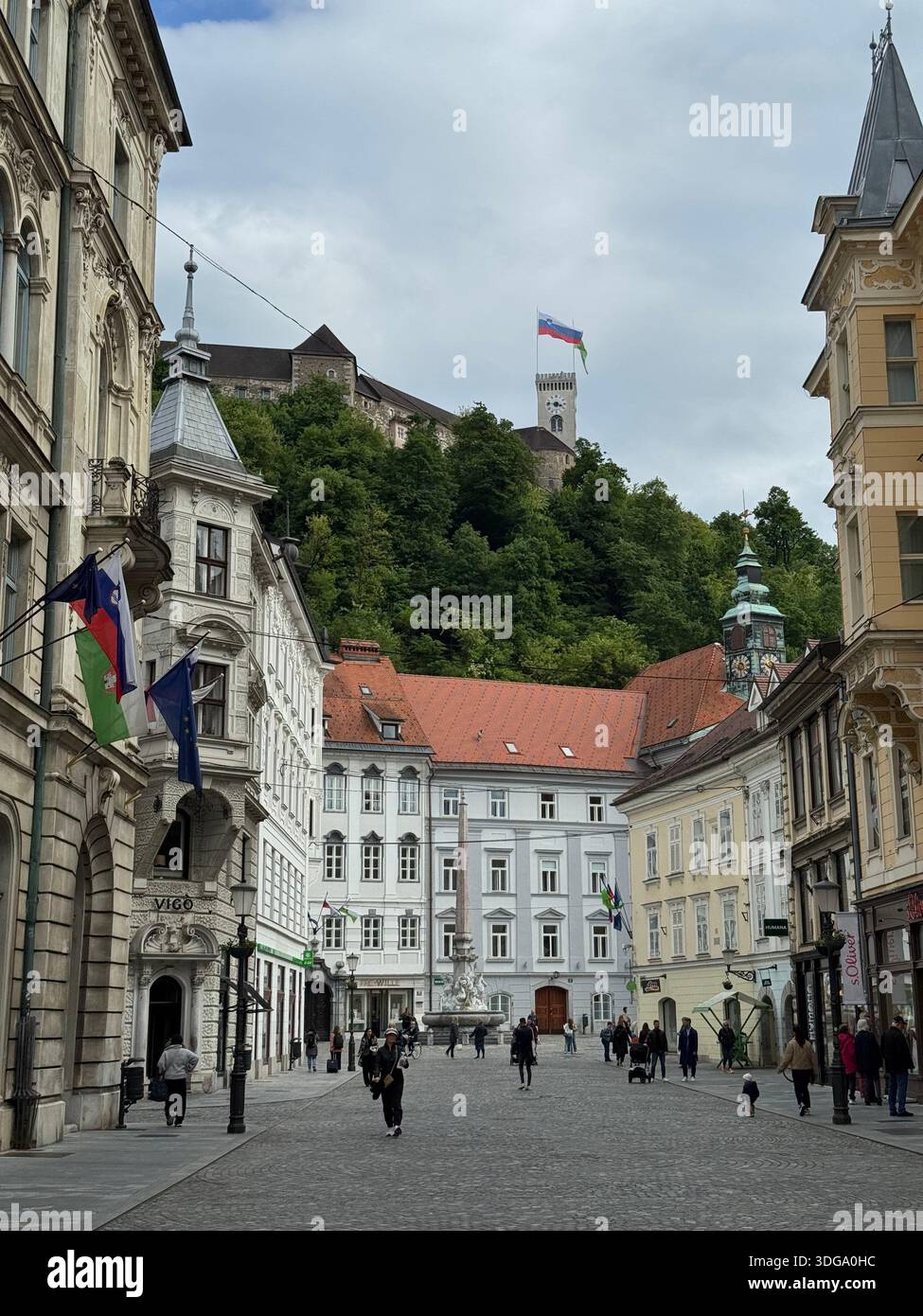 Historic st nicholas cathedral smartphone stock photos and images - Alamy