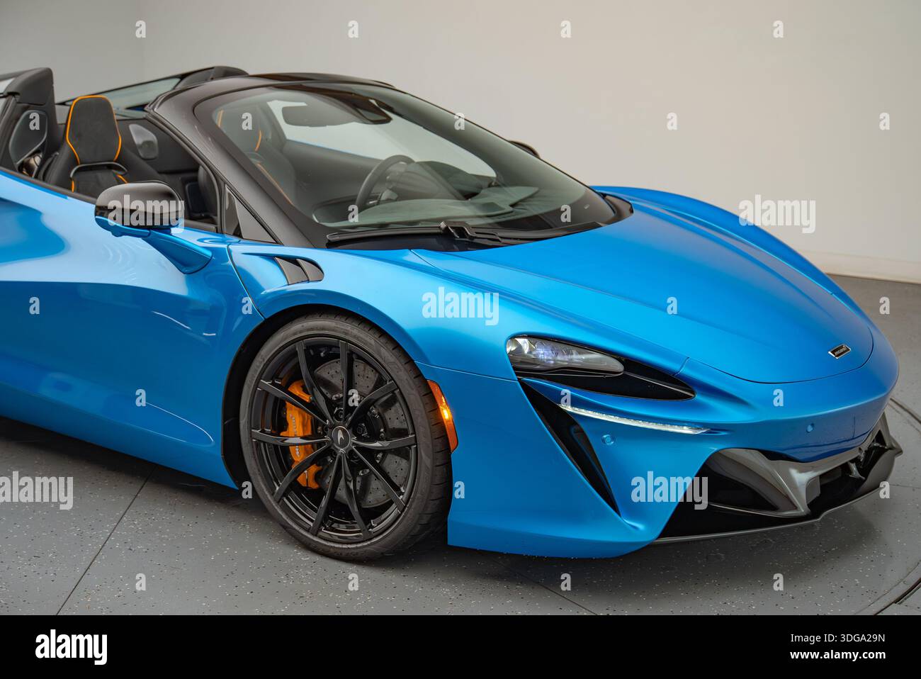 McLaren 750S Spider Exterior and Interior Details 2026 Luxury sports ...