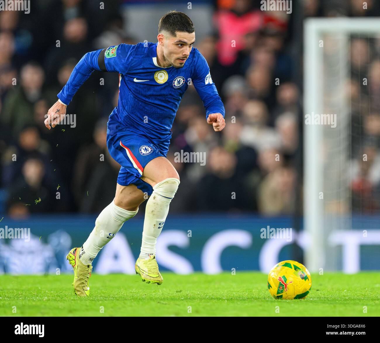 London, UK. 14th Jan, 2026. Chelsea v Arsenal - Semi-Final First Leg ...
