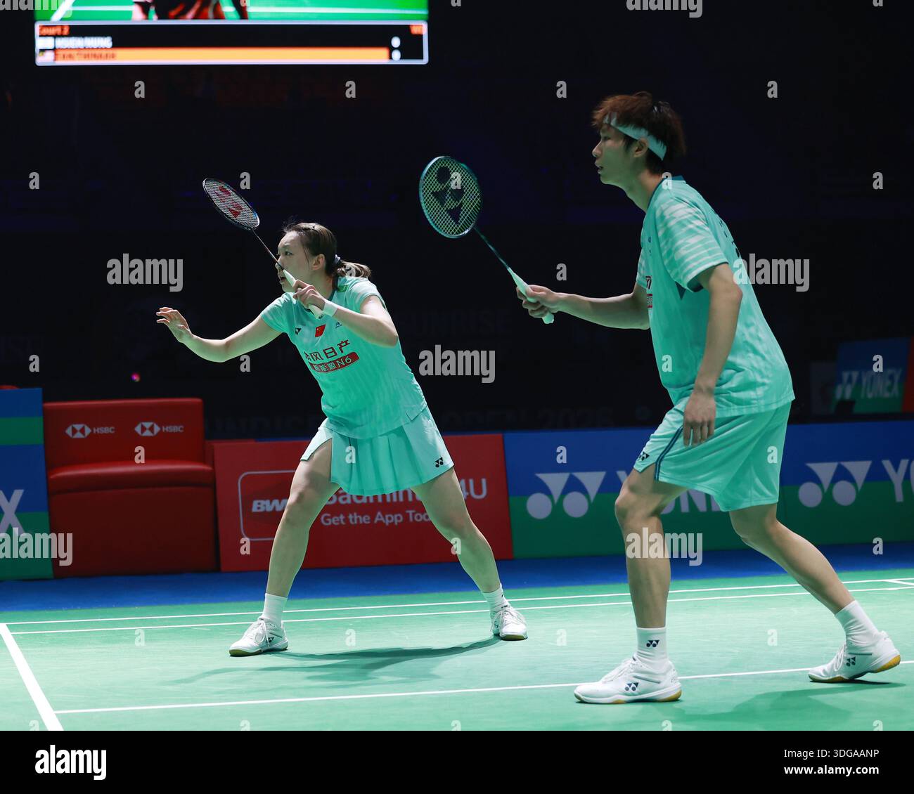 Yuichi SHIMOGAMI and Sayaka HOBARA of Japan vs. JIANG Zhen Bang and WEI ...