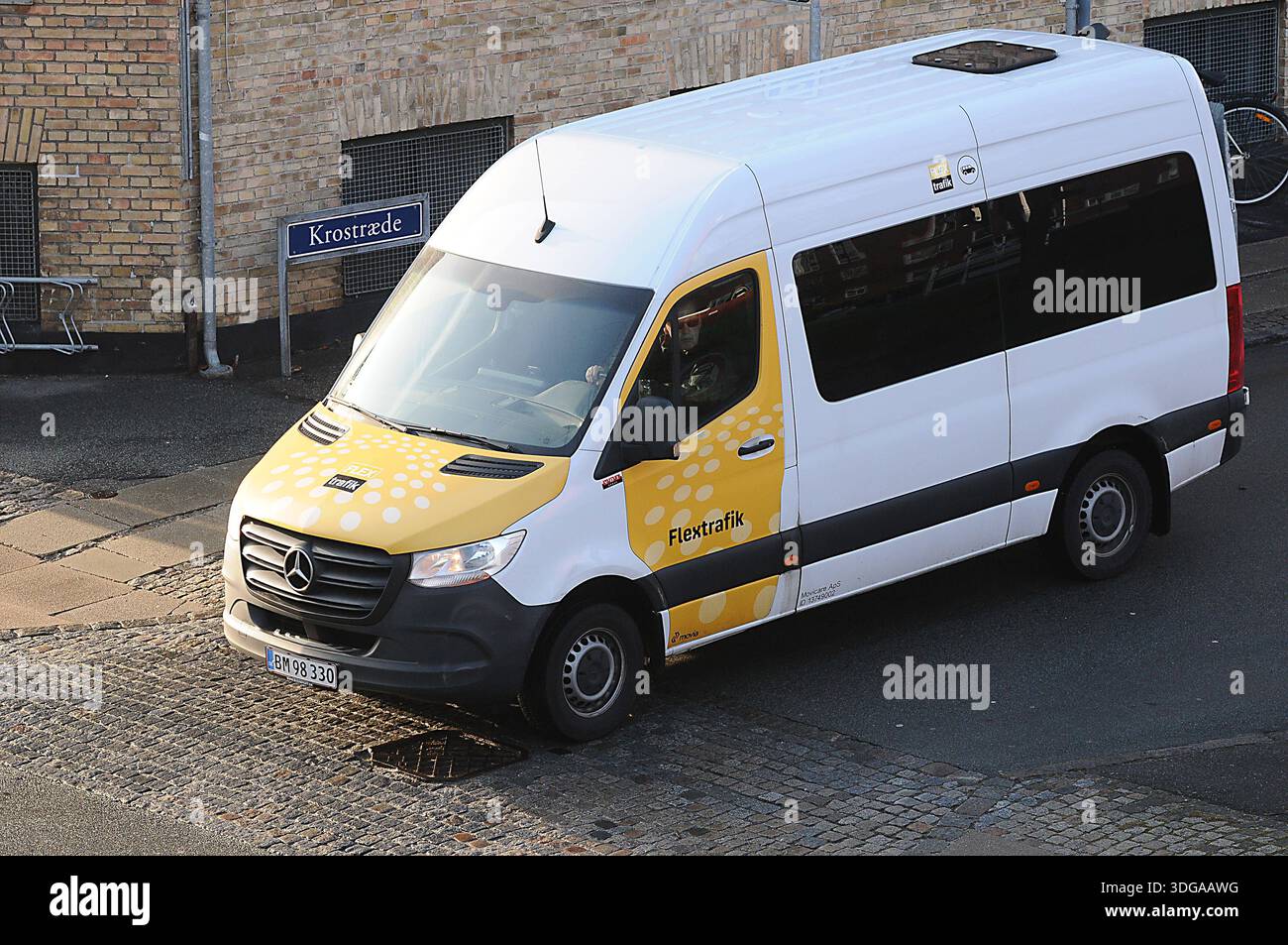 kASTRUP/Copenhagen/ Denmark/16 JANUARY 2026/ Flextrik transports from ...