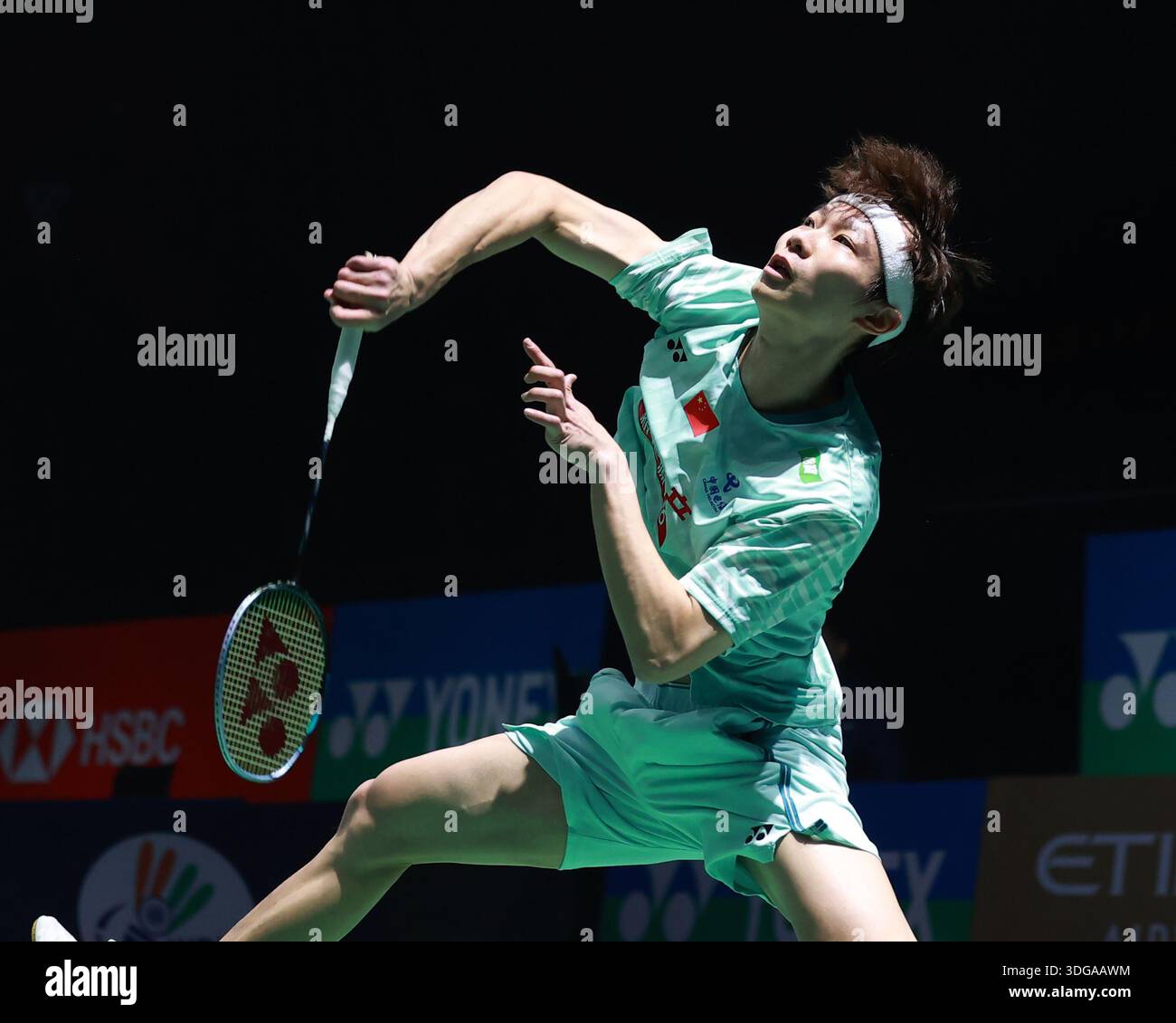 Yuichi SHIMOGAMI and Sayaka HOBARA of Japan vs. JIANG Zhen Bang and WEI ...