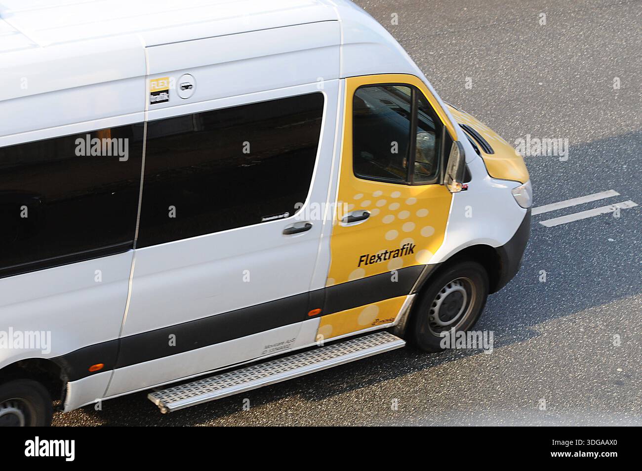 kASTRUP/Copenhagen/ Denmark/16 JANUARY 2026/ Flextrik transports from ...