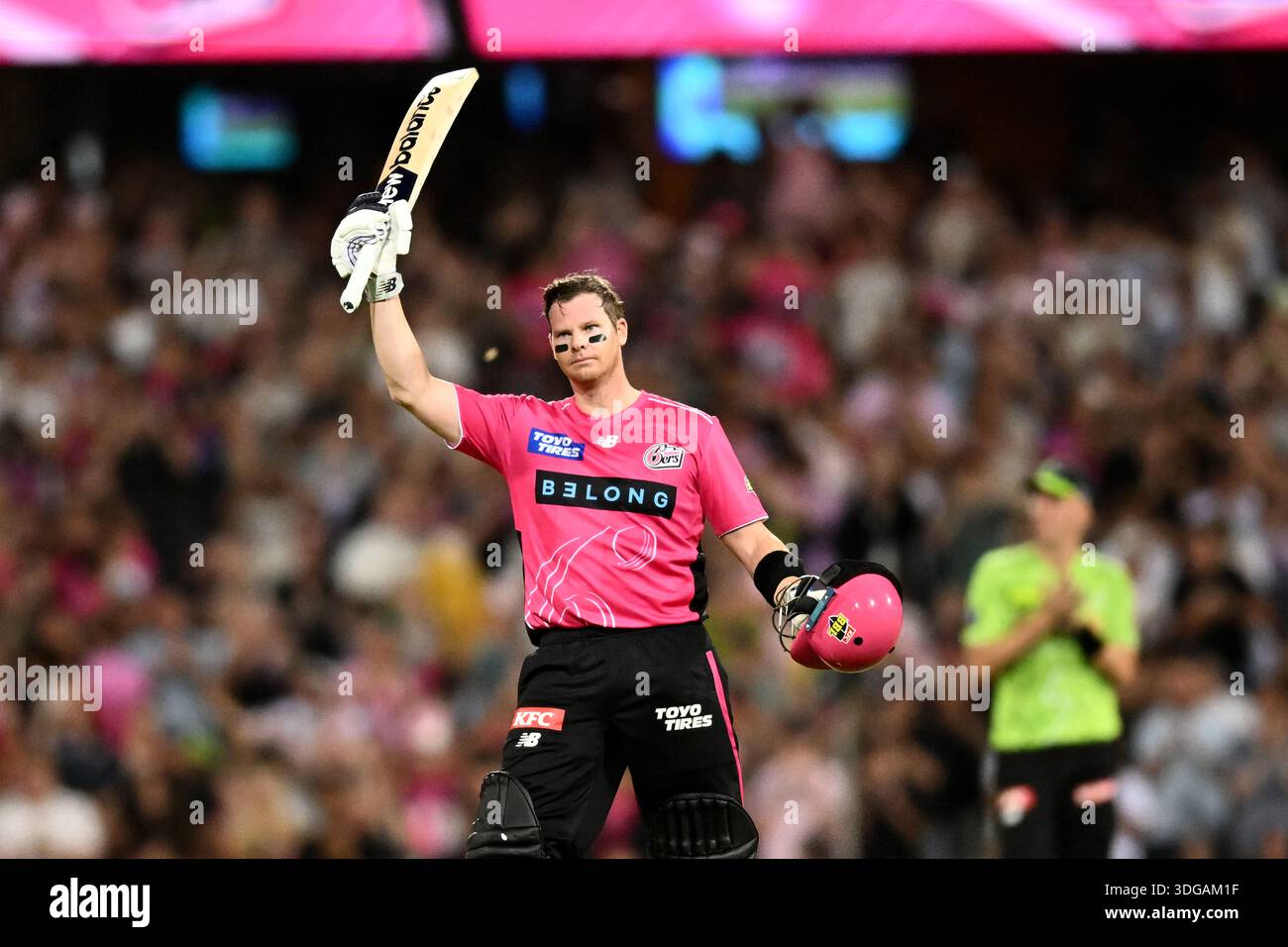 Sydney, Australia. 16th Jan, 2026. Steve Smith of the Sixers celebrates ...