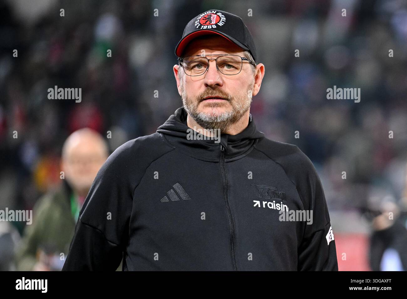 Augsburg, Germany. 15th Jan, 2026. Soccer: Bundesliga, FC Augsburg - 1 ...