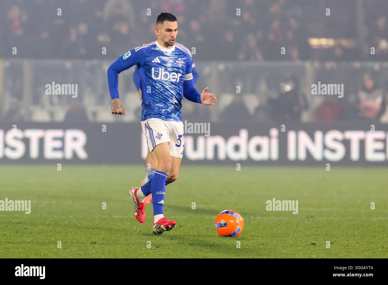 Como, Italia. 15th Jan, 2026. Como'sComo's Lucas Da Cunha during the ...