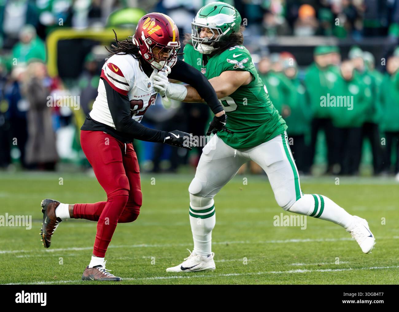 Washington Commanders cornerback Antonio Hamilton Sr. (34) in motion ...
