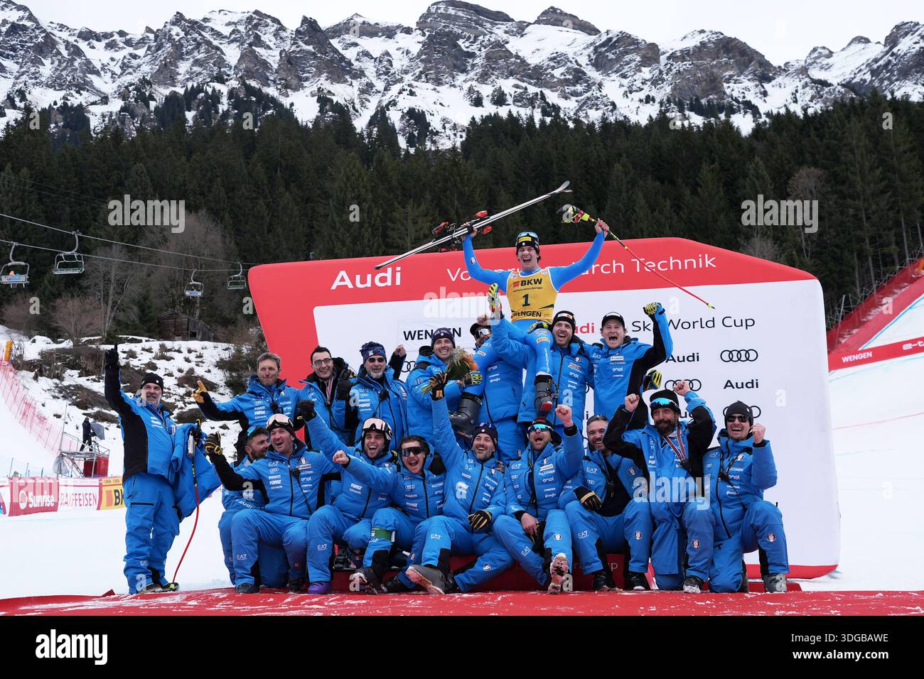 Italy's Giovanni Franzoni celebrates with the Italian team after ...