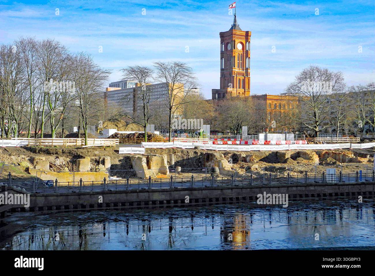 Um- und Neugestaltung der Flaeche geplant *** Redesign and redesign of ...