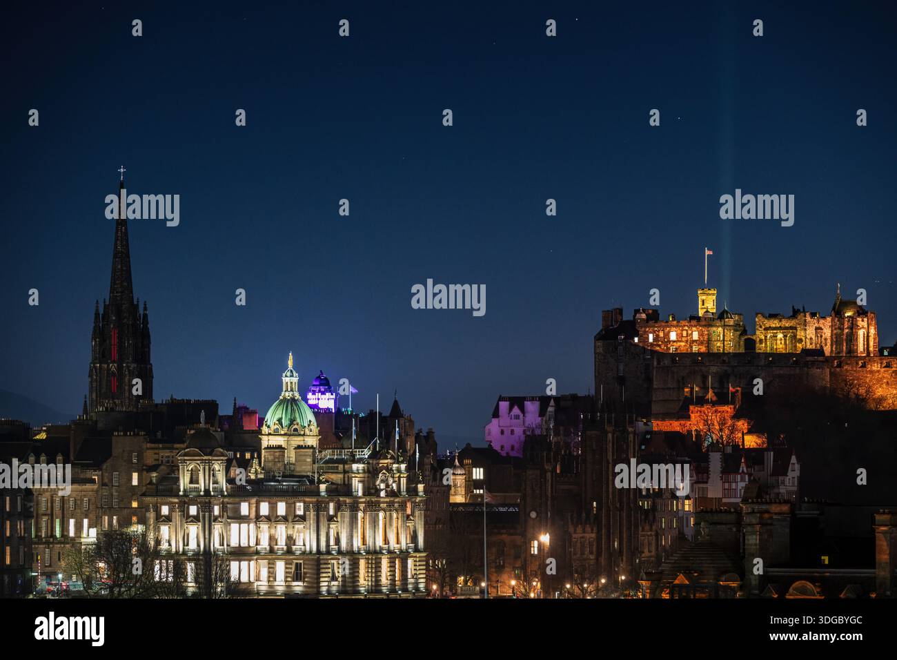 Edinburgh, 15th January 2026. A yellow beam representing the Tour de ...