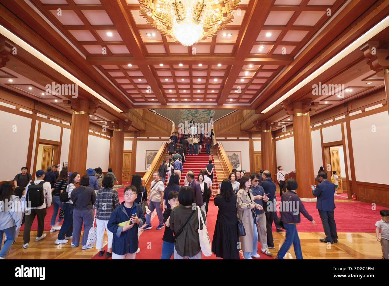 Seoul, South Korea: Official meeting room inside Cheong Wa Dae Blue ...