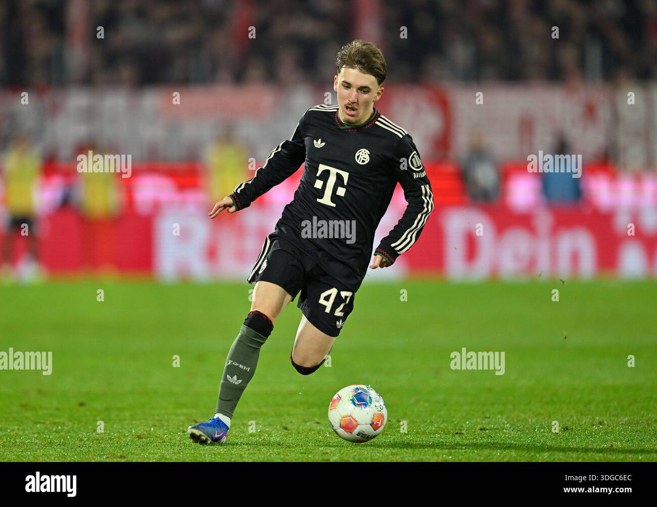 Lennart Karl (Bayern) Cologne, January 14, 2026, Football, Bundesliga ...