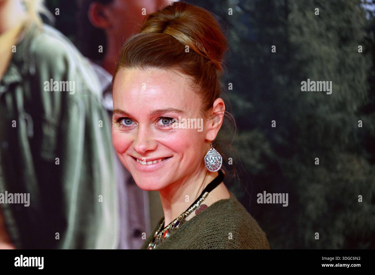 Munich, Germany. 16th Jan, 2026. Actress Anna Unterberger poses at the ...