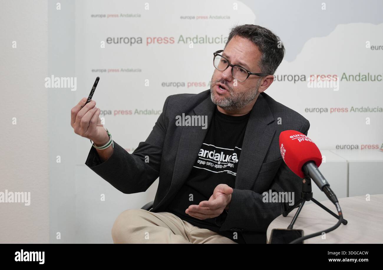 The spokesperson for Adelante Andalucía and its candidate for the ...