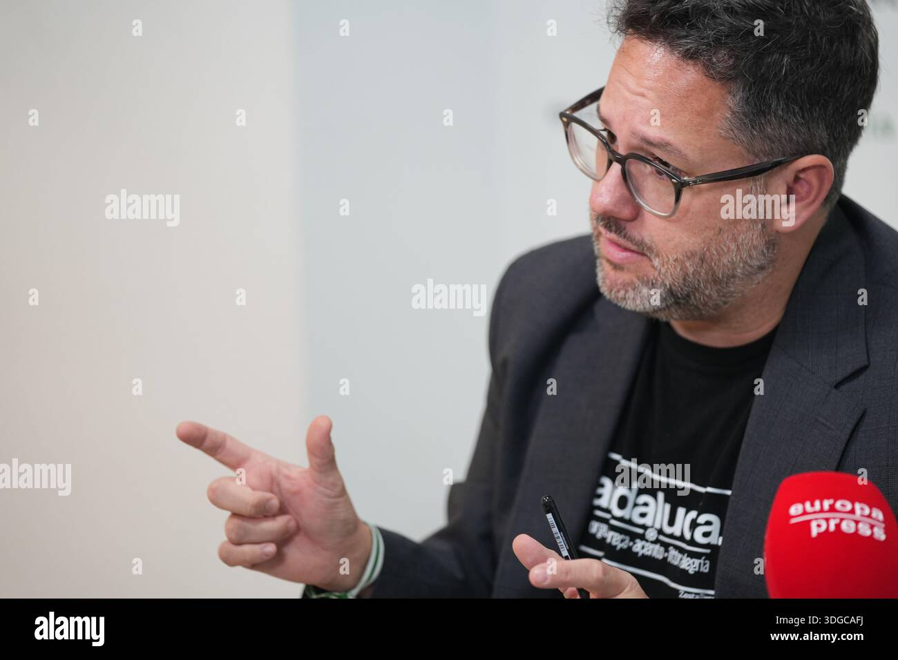 The spokesperson for Adelante Andalucía and its candidate for the ...