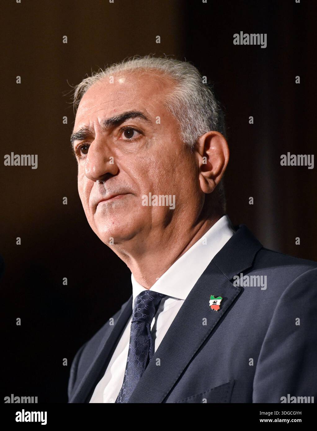 Washington, United States. 16th Jan, 2026. Reza Pahlavi, the exiled son ...