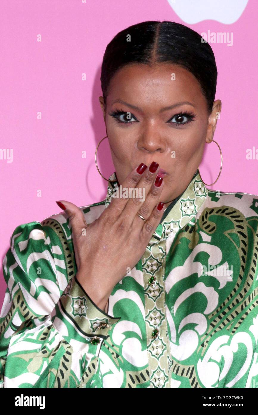 North Hollywood, USA. 15, January, 2026. Pictured left to right, Yvette ...