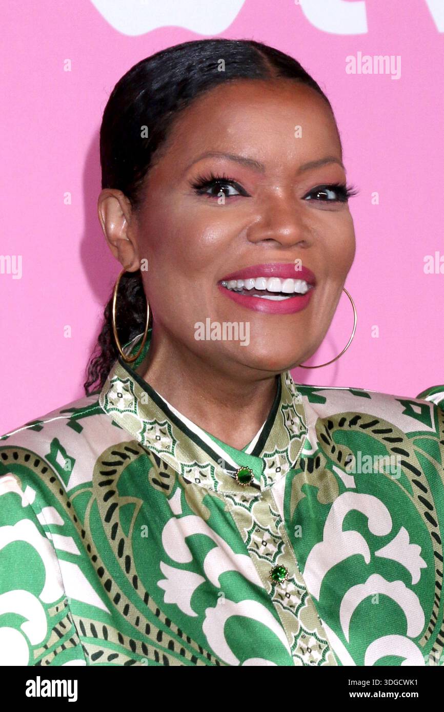 North Hollywood, USA. 15, January, 2026. Pictured left to right, Yvette ...